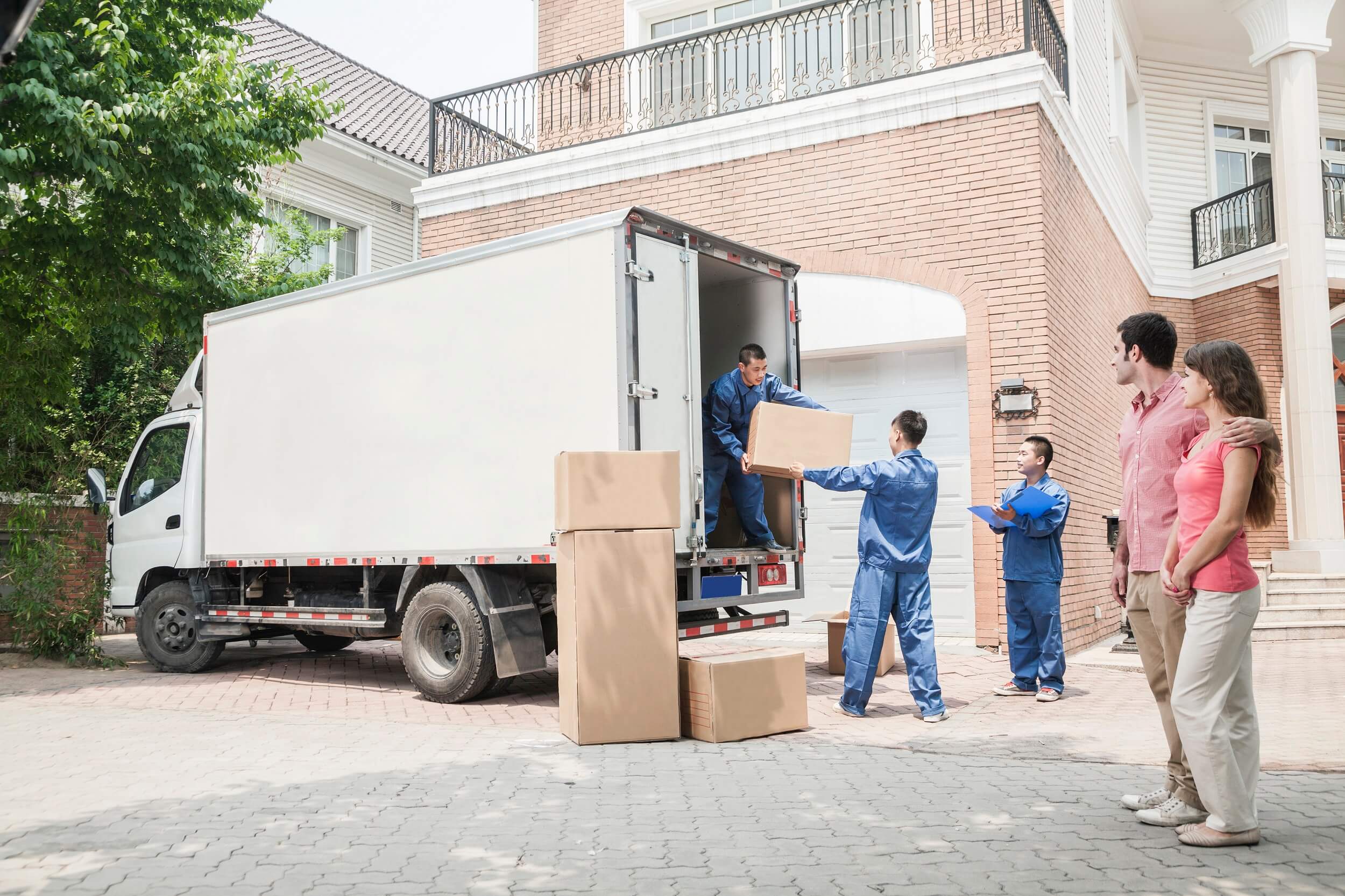 When and How Much to Tip Your Movers - TSI Moving & Shipping